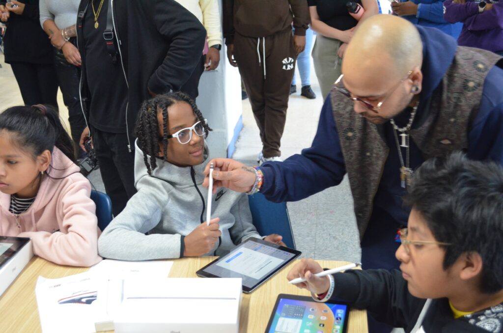 SNIPES Holiday Dream Makers at the Carolyn McLaughlin Community Center ...